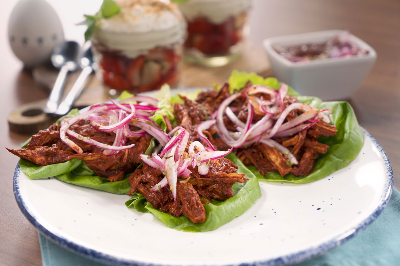 Tacos de pollo adobado - Gmate